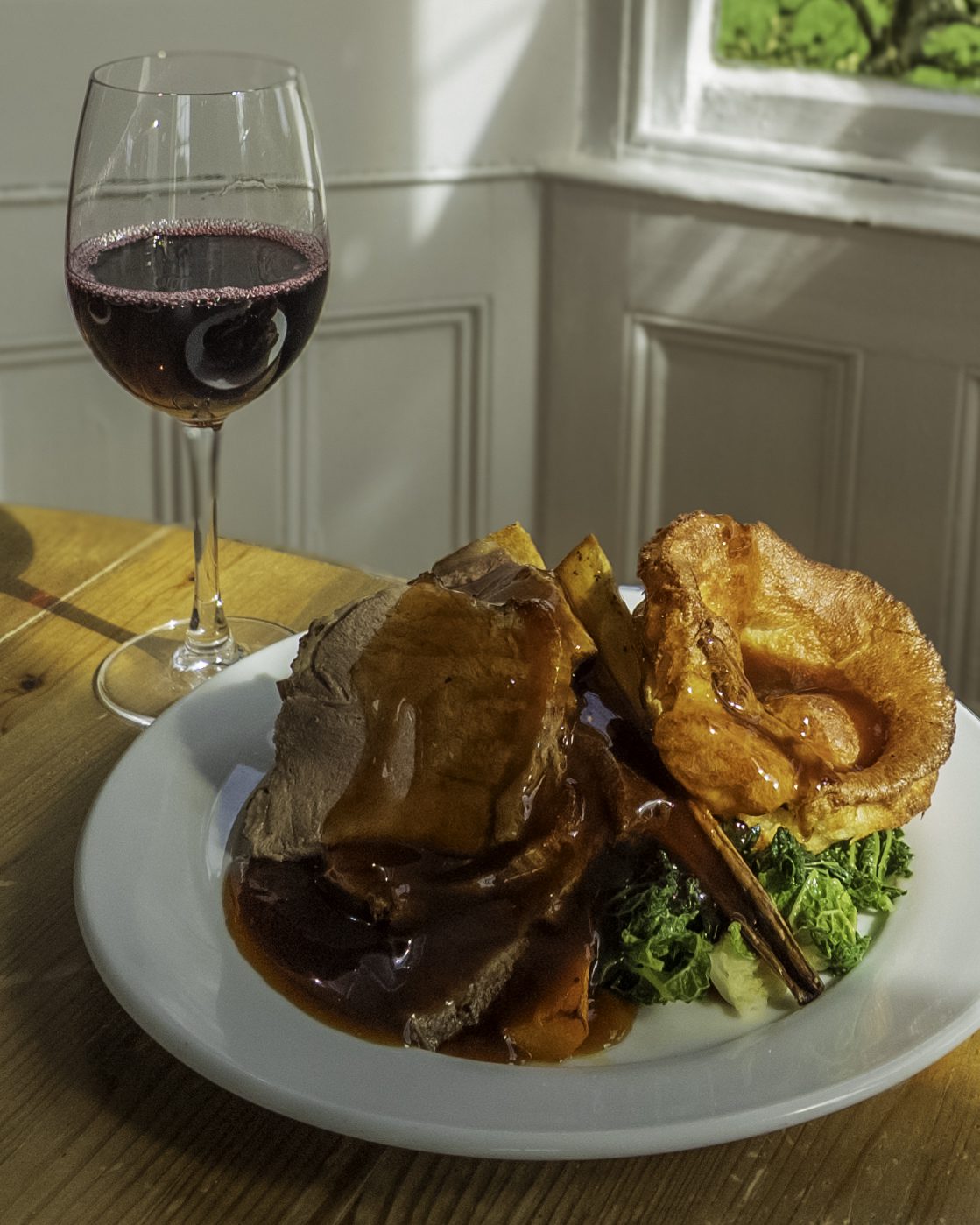 Sunday Roast Near Paultons Park - Best Pub Lunches In The New Forest ...